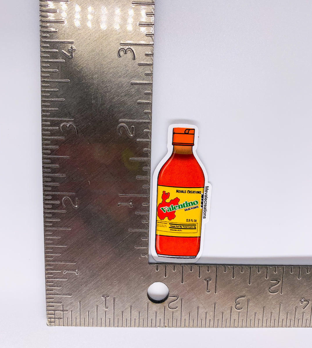 STICKER Valentino – Me vale creations